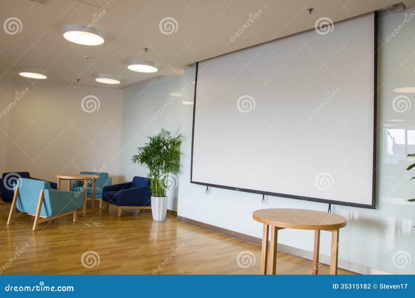 Meeting room stock photo. Image of projector, hall, light - 35315182