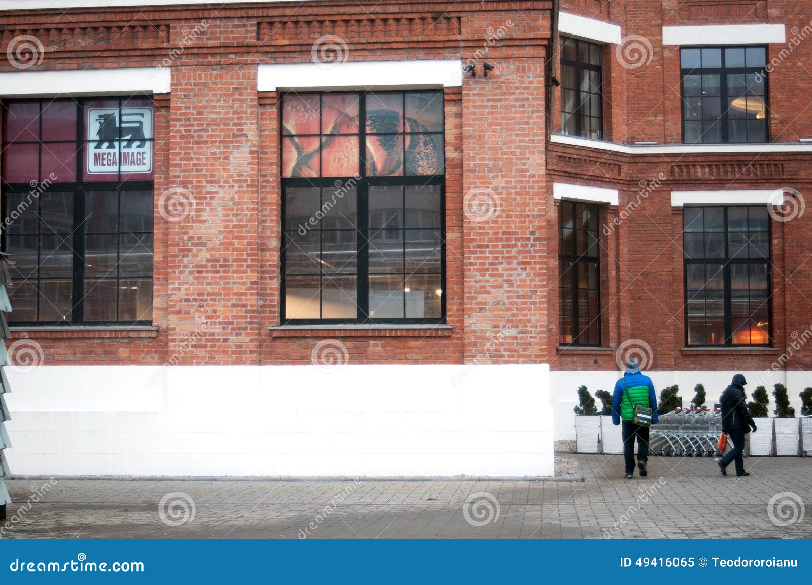 Mega image store editorial image. Image of metropolis - 49416065