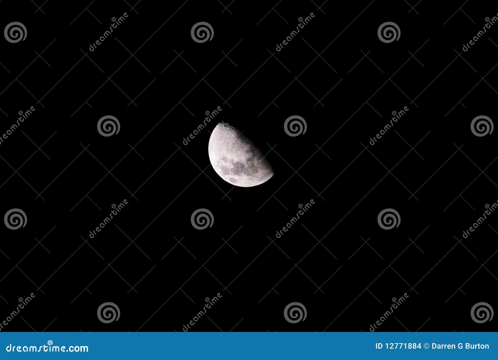 Meia lua foto de stock. Imagem de céu, estrelas, noite - 12771884