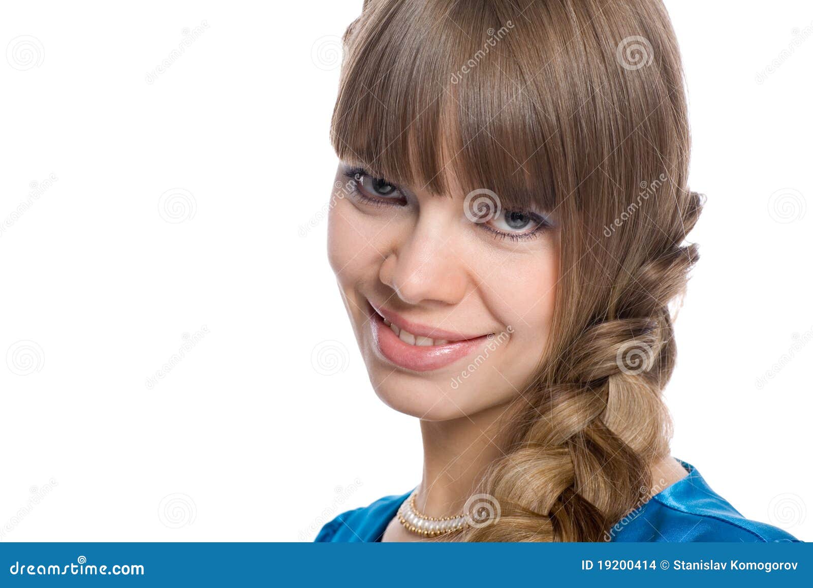 Meisje Met Gevlecht Haar in Een Vlecht Stock Foto - Image of kleding ...