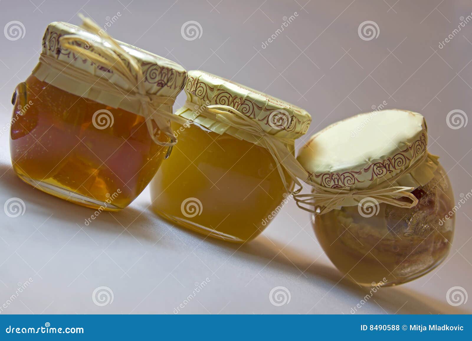 Mel e doce de fruta foto de stock. Imagem de alimento - 8490588