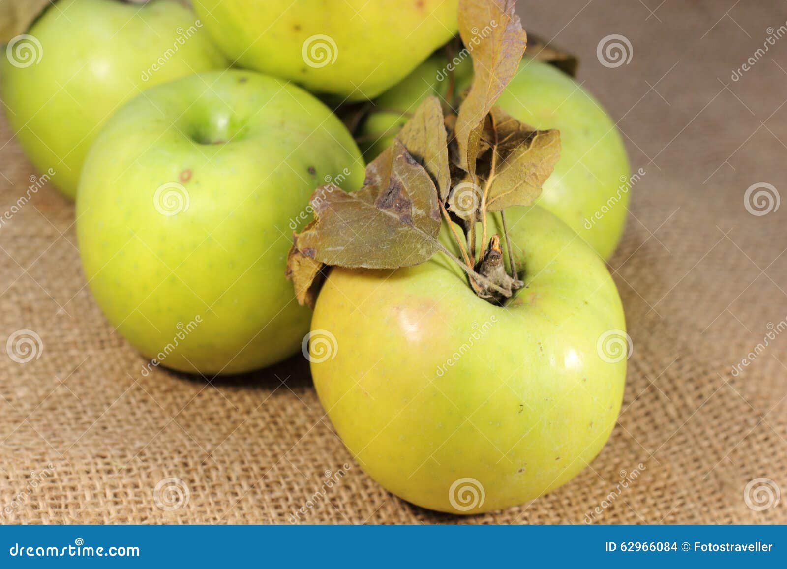 Mela verde fotografia stock. Immagine di struttura, dieta - 62966084