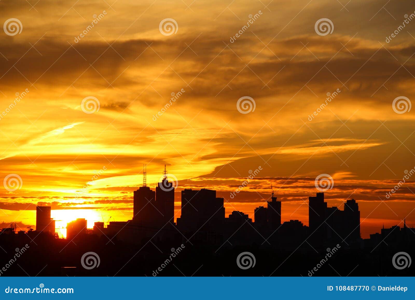 Melbourne City Skyline Sunset Stock Photo - Image of silhouette, clouds ...