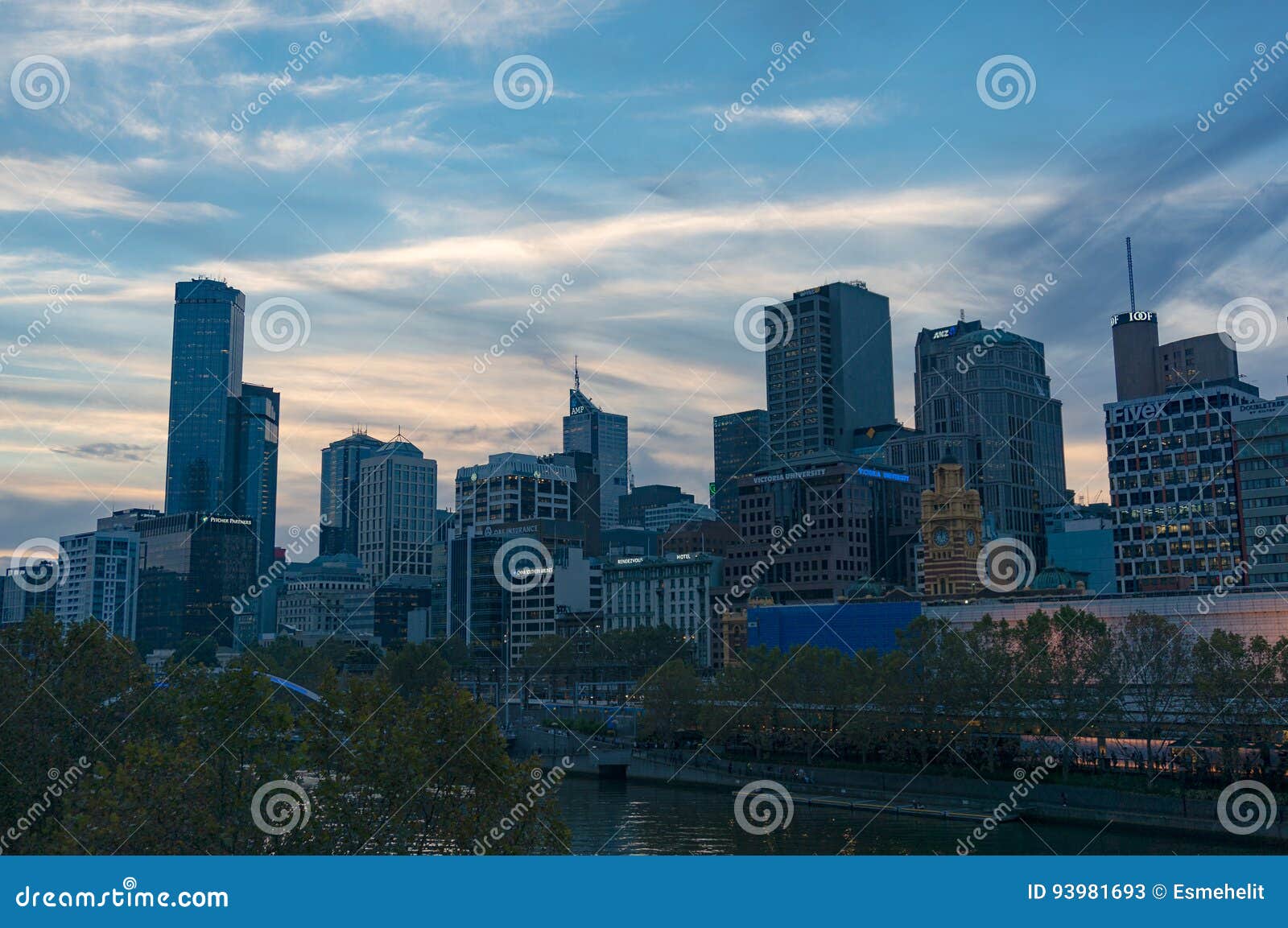 Melbourne Cityscape at Dusk Editorial Stock Photo - Image of sunset ...