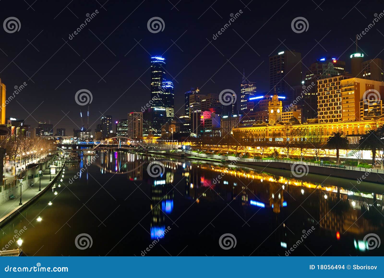Melbourne at night stock photo. Image of cityscape, tourism - 18056494