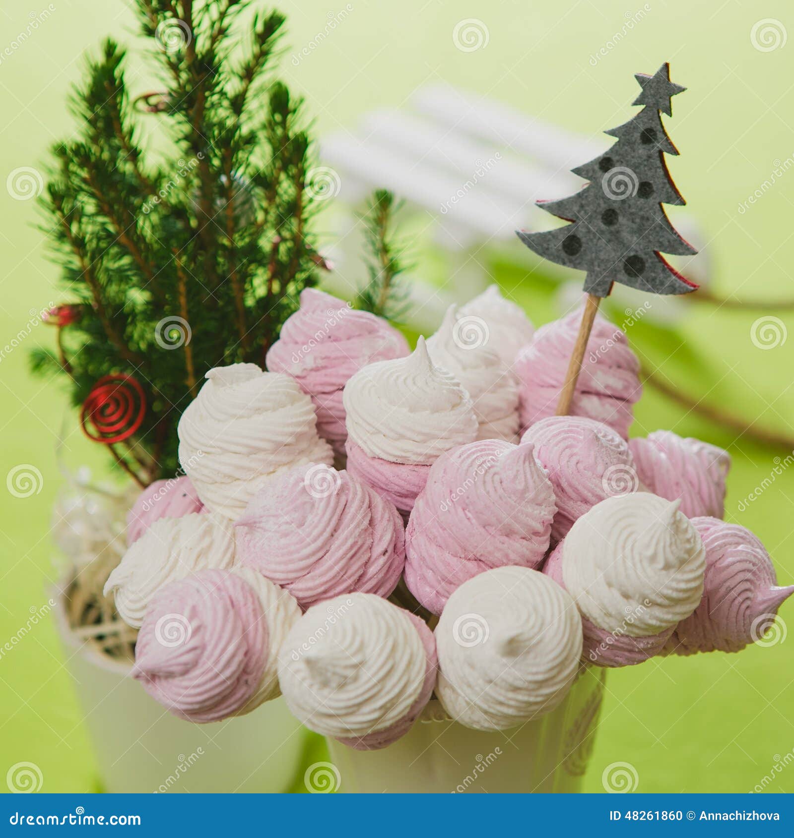 Melcocha Rosada Y Blanca Hecha En Casa Foto de archivo - Imagen de ...