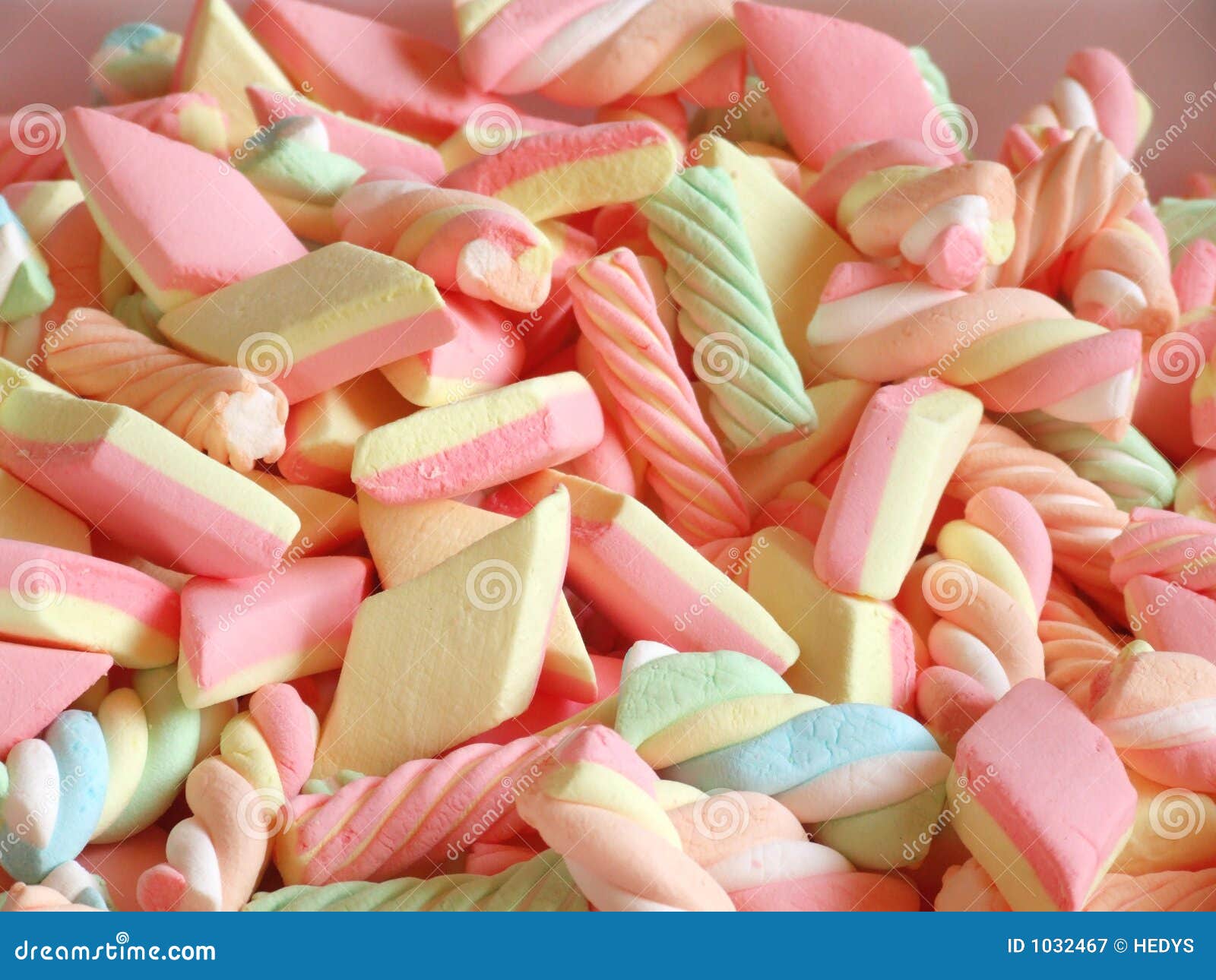 Melcochas imagen de archivo. Imagen de amarillo, partido - 1032467