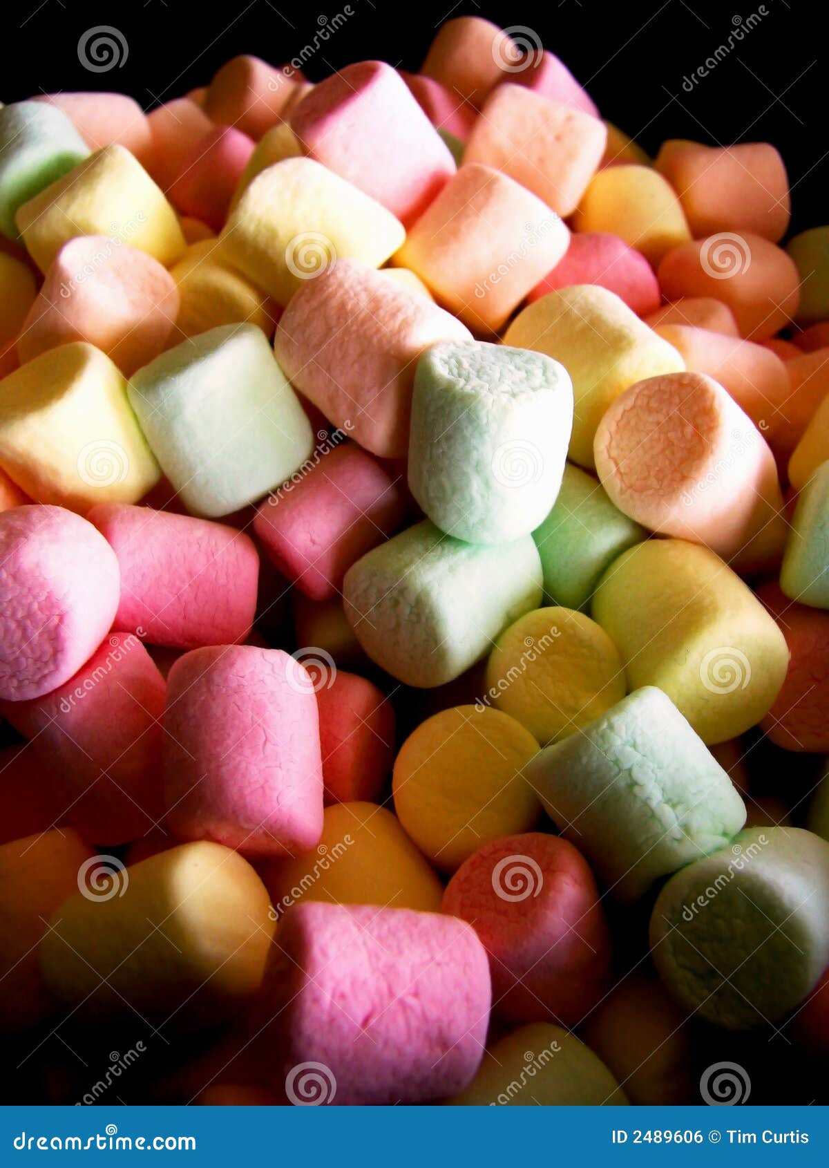 Melcochas foto de archivo. Imagen de convite, melcocha - 2489606