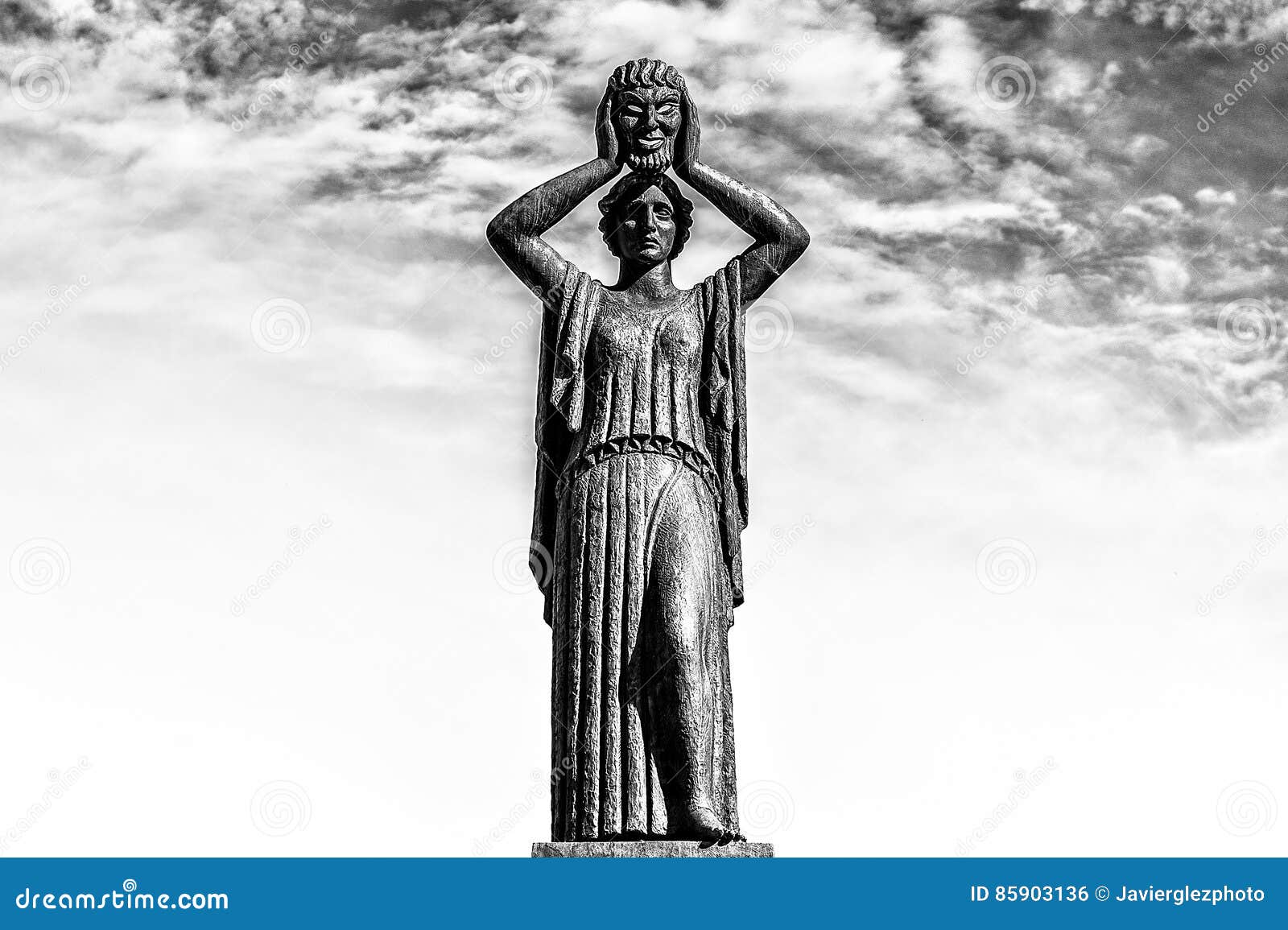 Melpomene fotografia stock. Immagine di sogno, cielo - 85903136