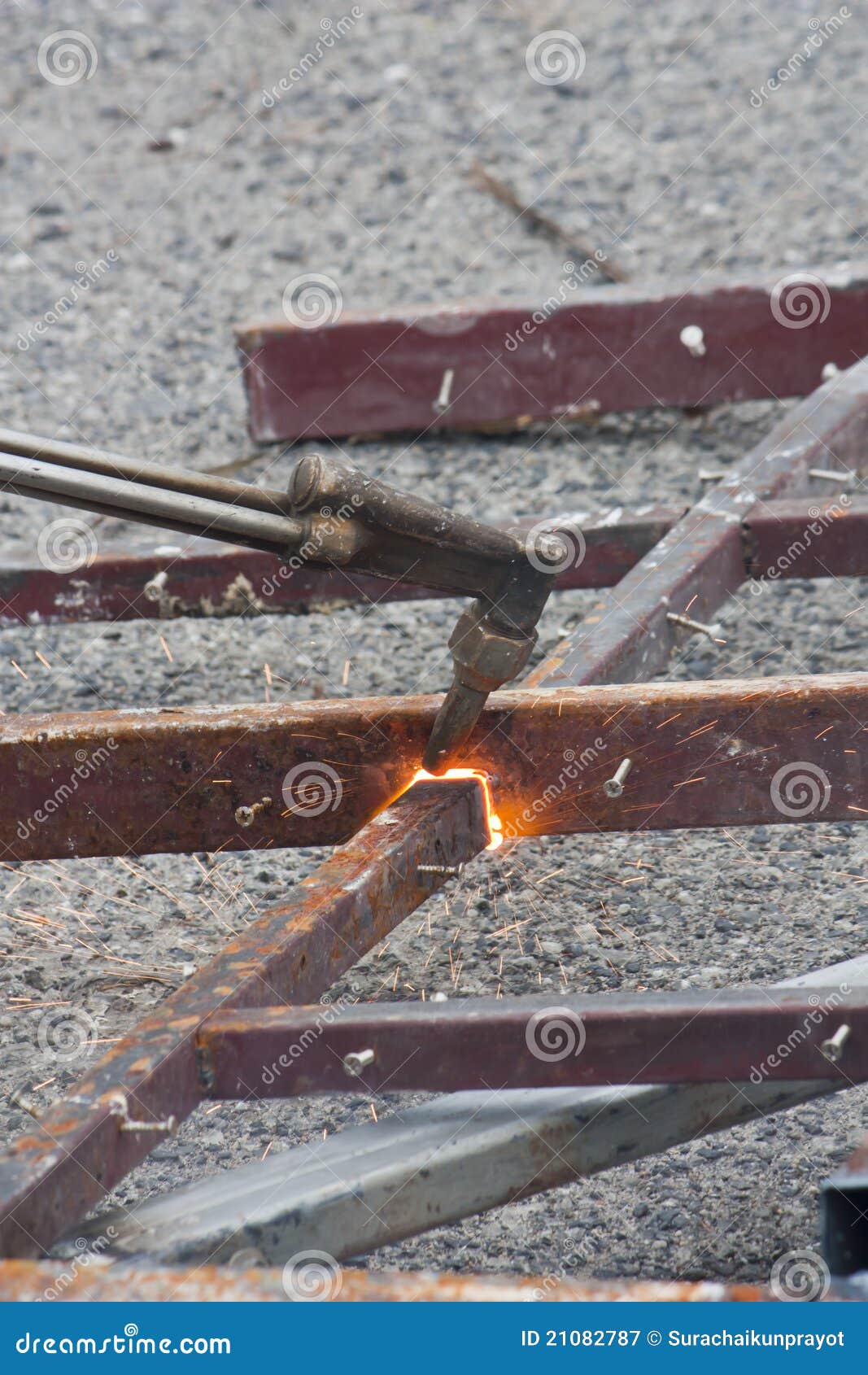 Melt cut iron stock image. Image of fire, oxyacetylene - 21082787