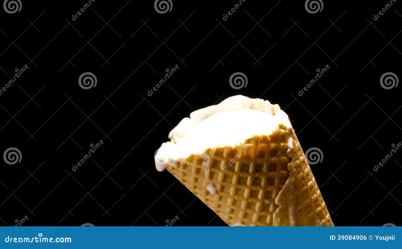 Melting Ice cream stock footage. Video of timelapse, close - 39084906
