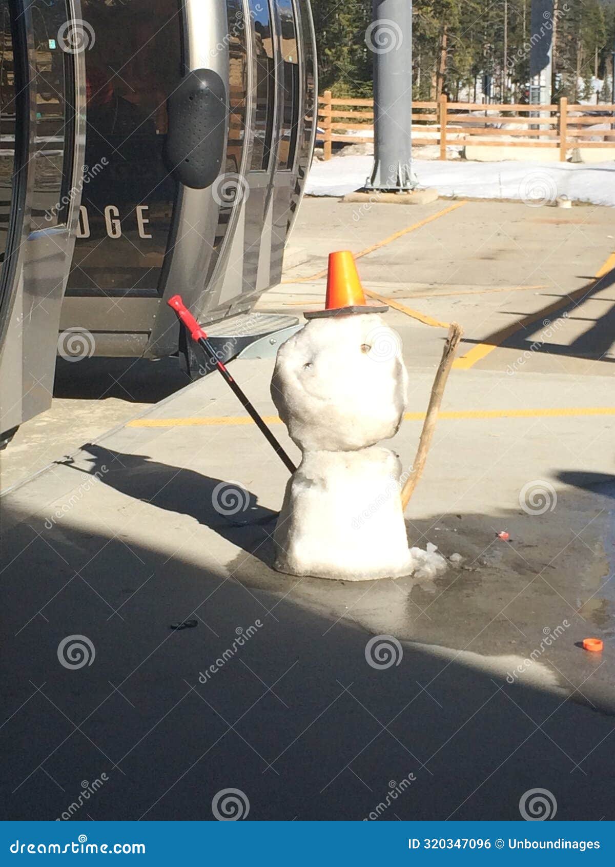 Melting Snowman stock photo. Image of melting, winter - 320347096