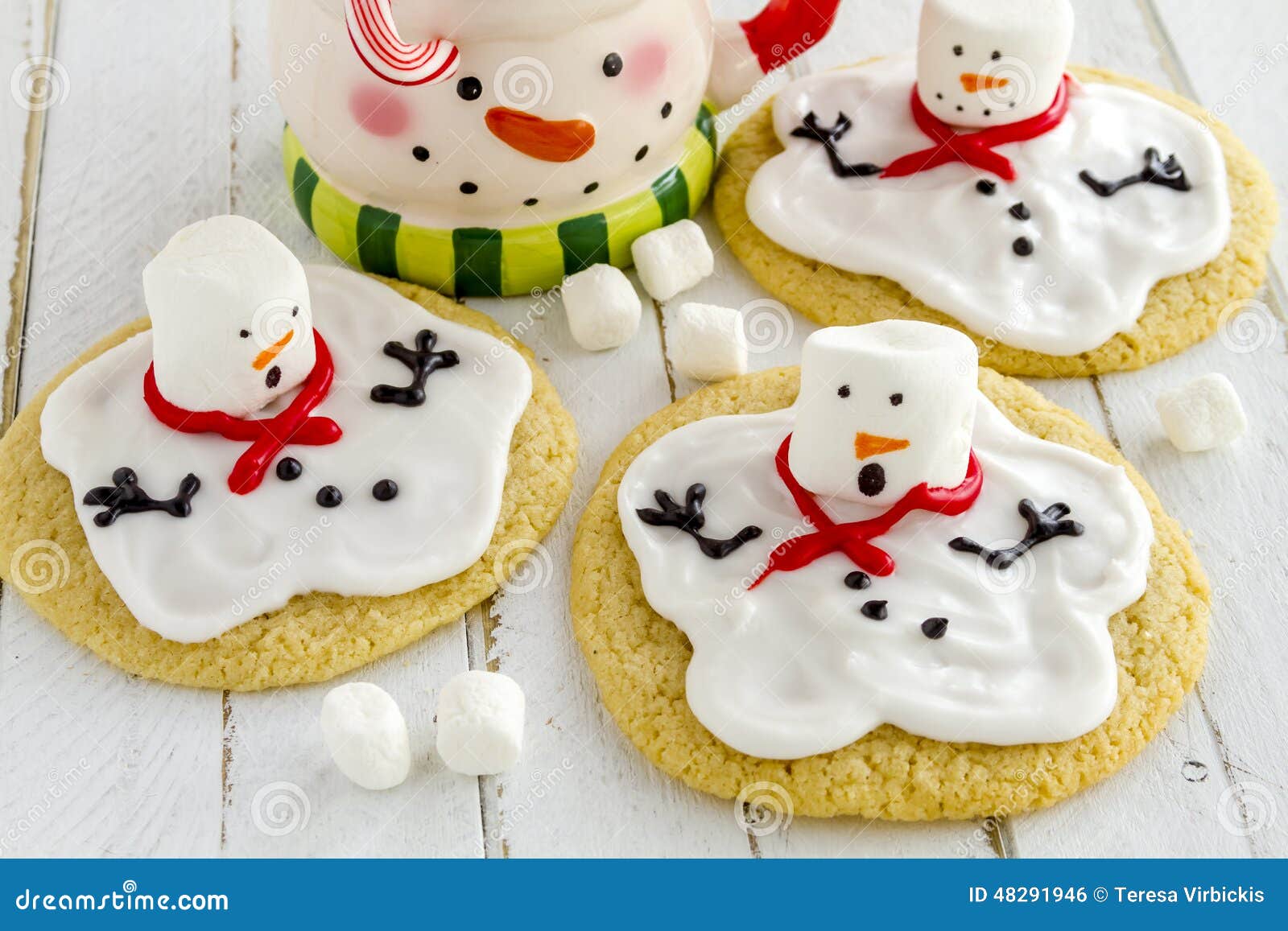 Melting Snowmen Decorated Sugar Cookies Stock Photo - Image of cookie ... Melting Snowmen Decorated Sugar Cookies Stock Photo - Image of cookie ...