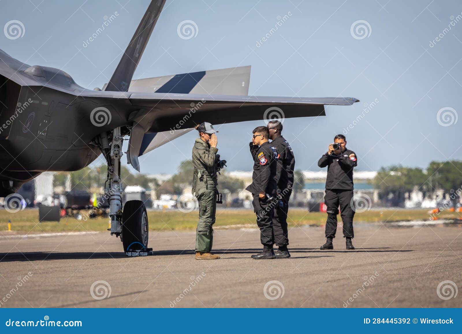 Members of the US Air Force F-35 Demonstration Team Assisting a ...
