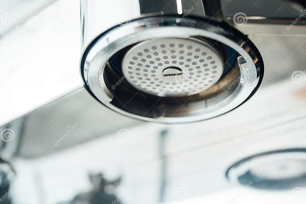 Membrane Shower Screen is Installed in the Extruder of Coffee Machine ...