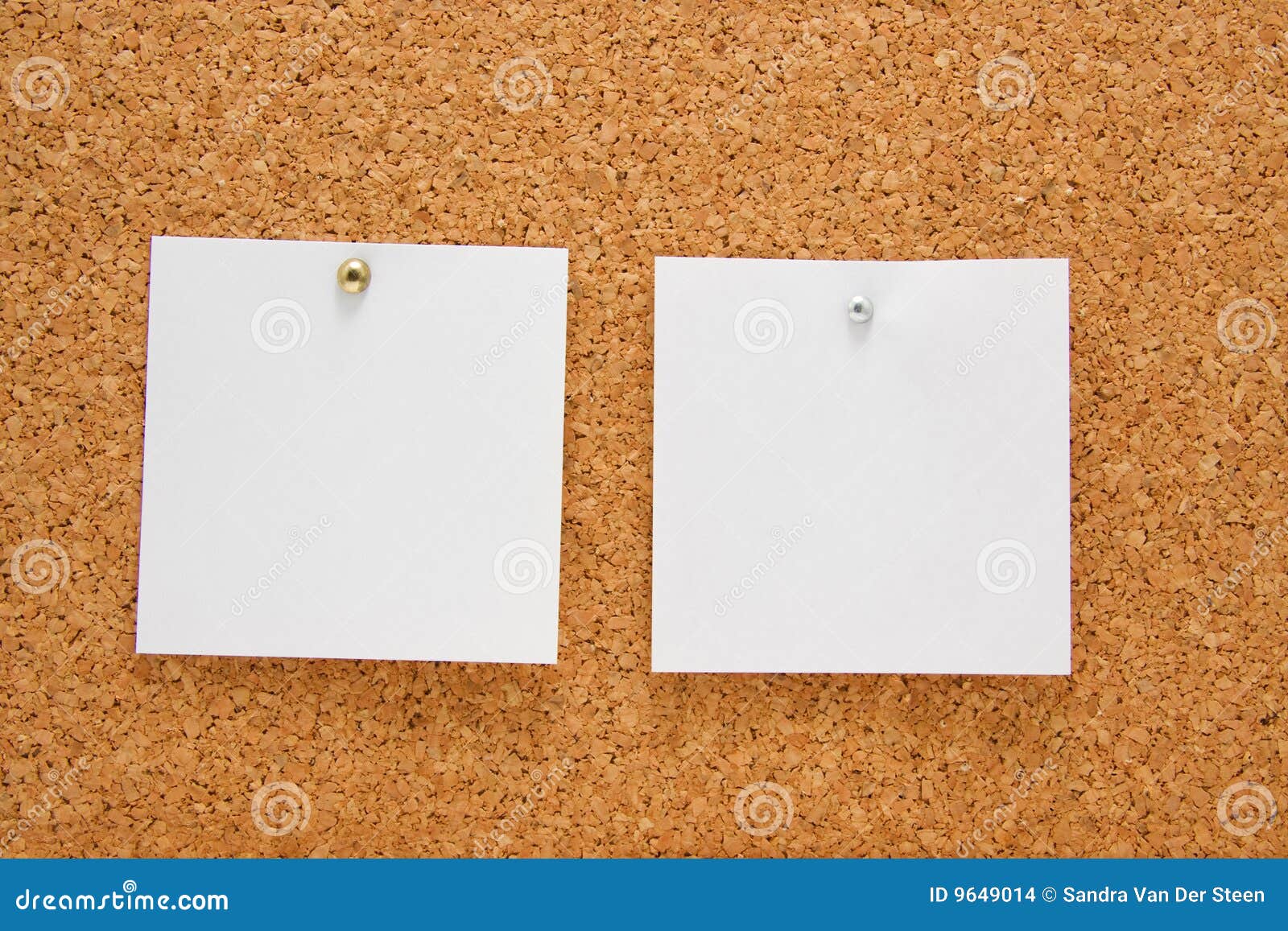 Memo Board with Empty Post-it Stock Photo - Image of notice, cork: 9649014
