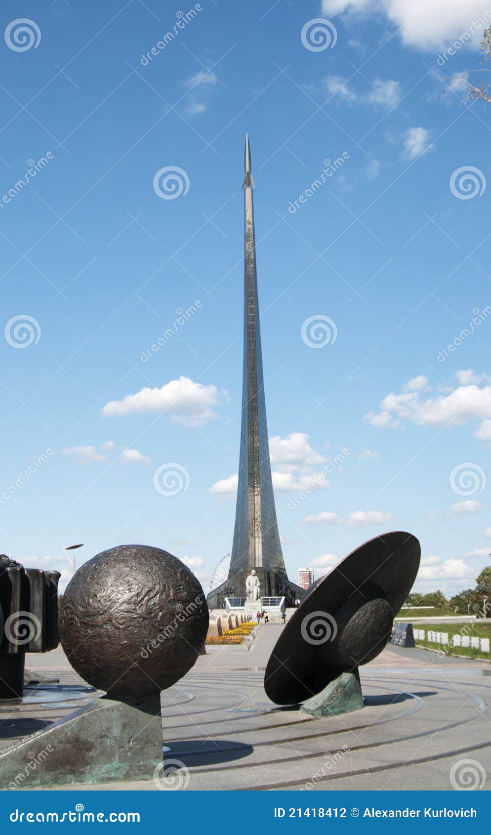 The Memorial Alley and the Rocket Monument. Editorial Photography ...