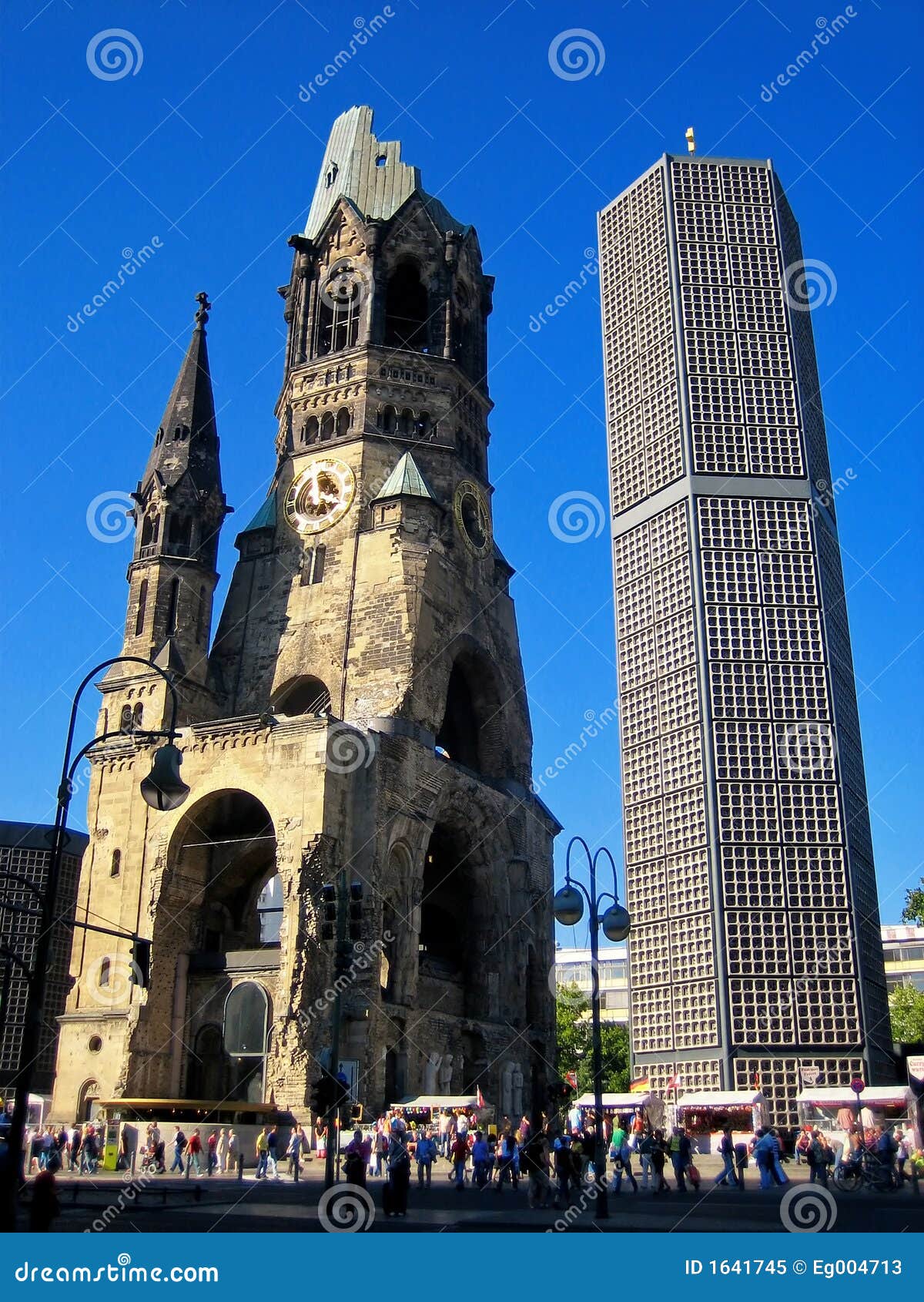 Memorial Church editorial image. Image of deism, clock - 1641745