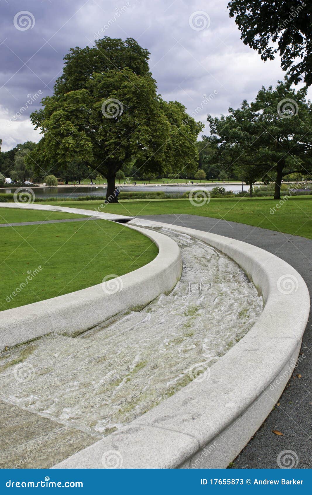 Memorial Fountain stock image. Image of princess, park - 17655873