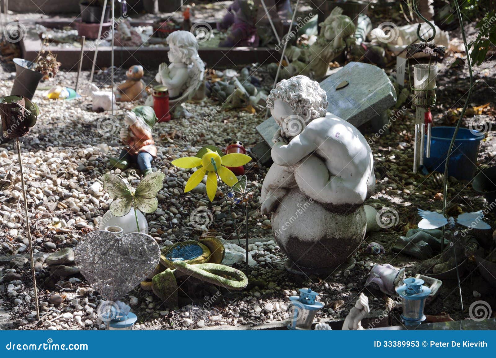 Memorial for lost children stock image. Image of place - 33389953