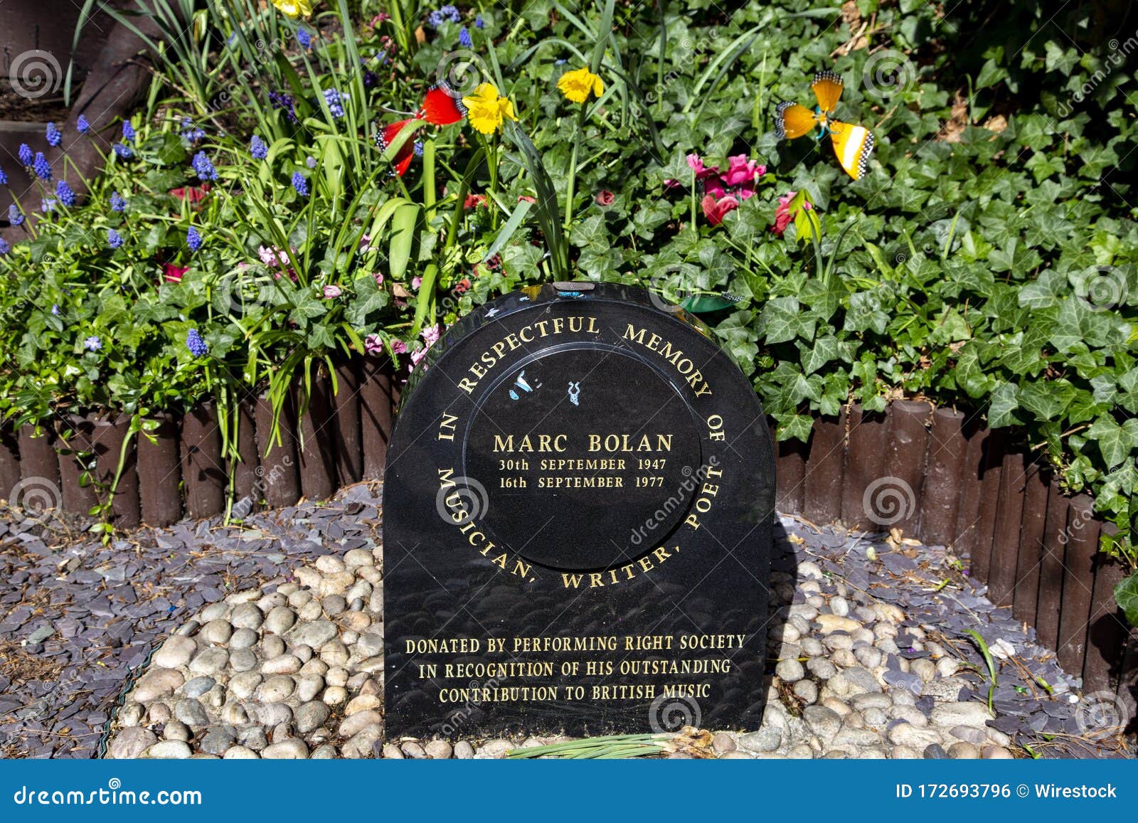 Memorial to Marc Bolan editorial photo. Image of popular - 172693796