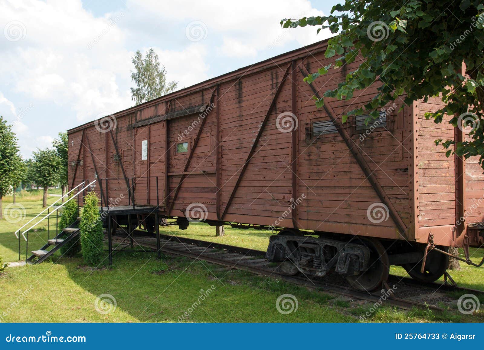 Memorial wagon museum stock image. Image of platform - 25764733