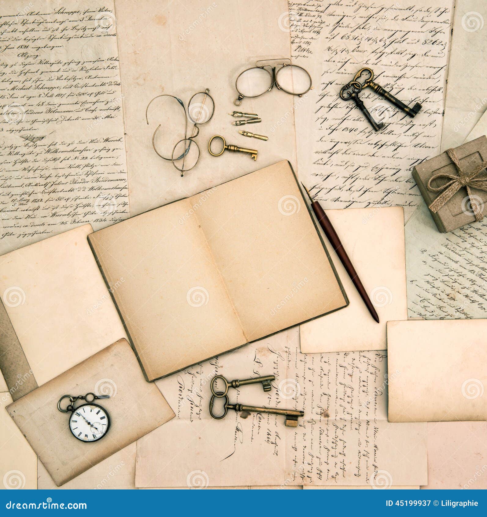 Memories Book, Vintage Accessories, Old Letters and Documents Stock ...
