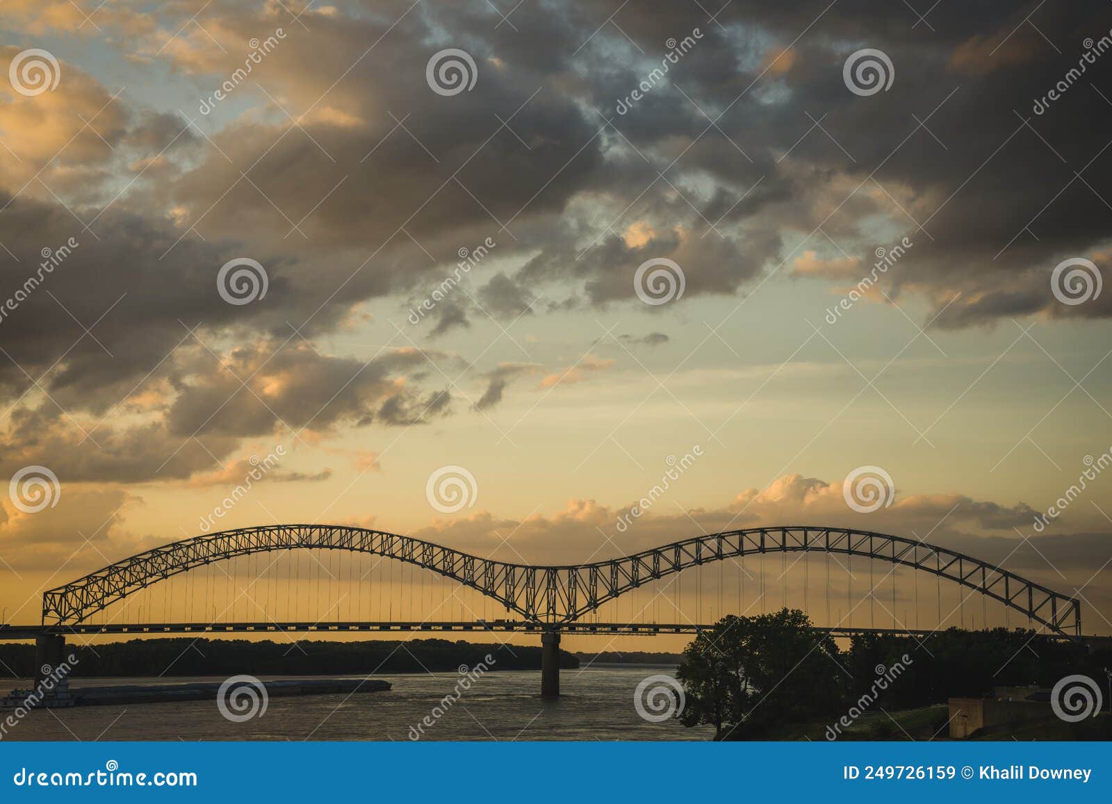 Memphis Bridge stock image. Image of bridge, shot, memphis - 249726159