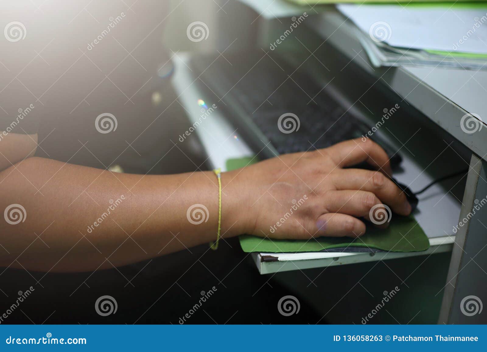 Men, Businessmen are Working To Catch a Mouse, Keyboard, Computer ...