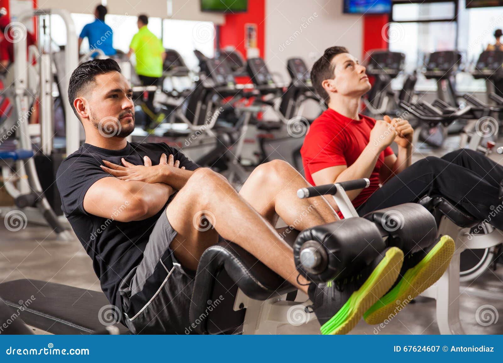 Men Doing Crunches in a Gym Stock Image - Image of working, male: 67624607
