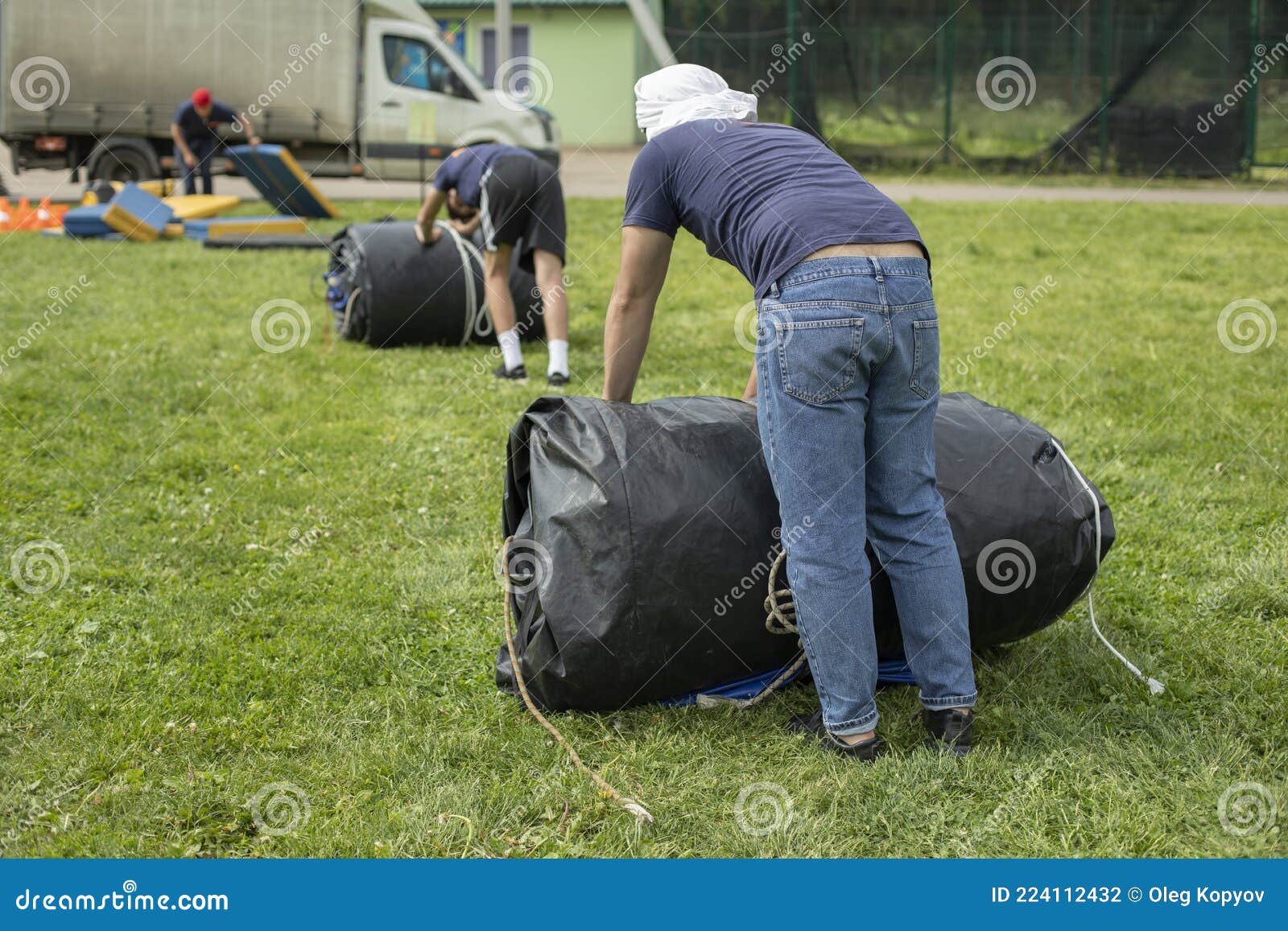 Men Drag the Weight. Demolition of the Event Editorial Photography ...