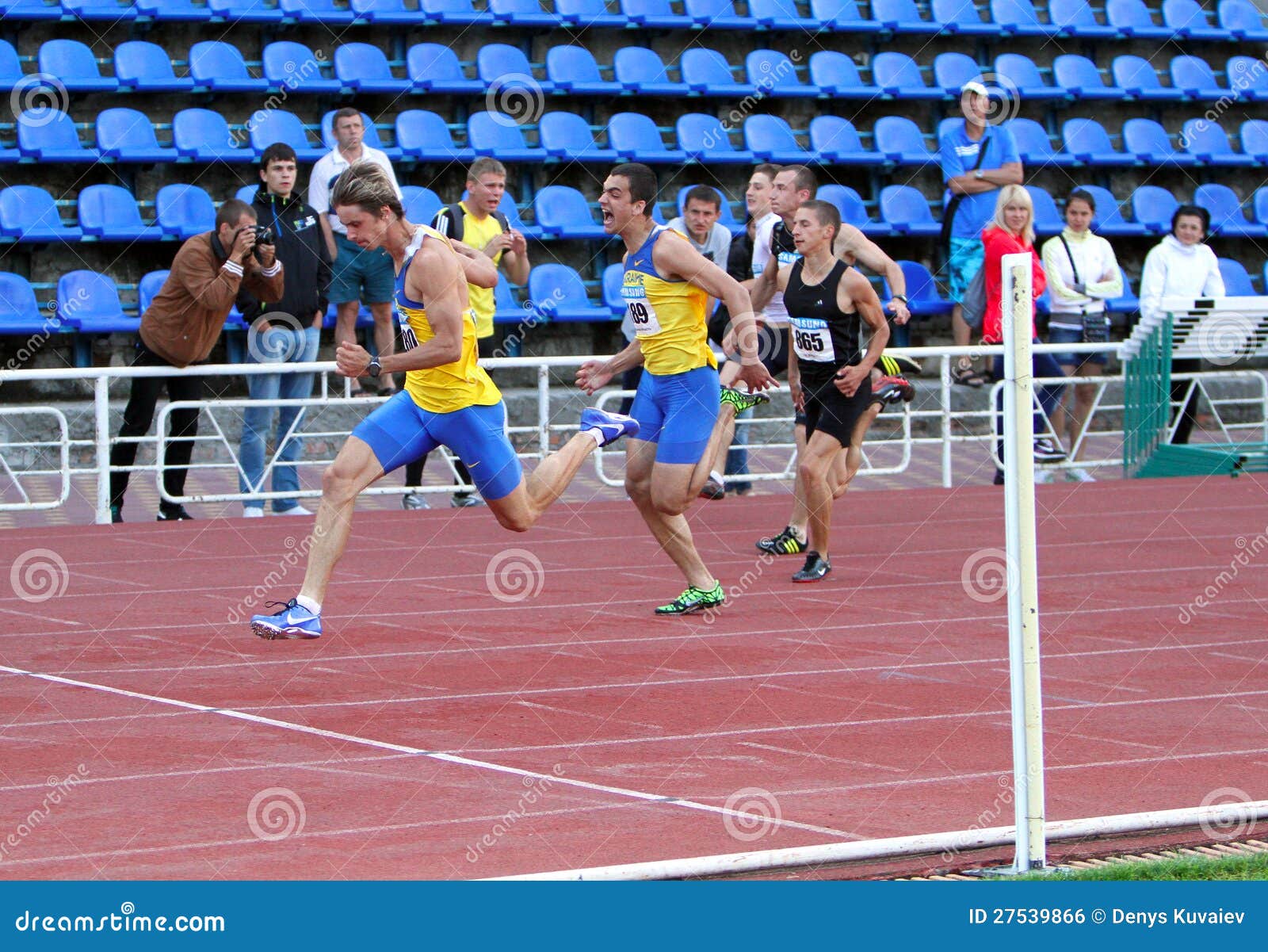 Men at the Finish of the 200 Meters Race Editorial Photo - Image of ...