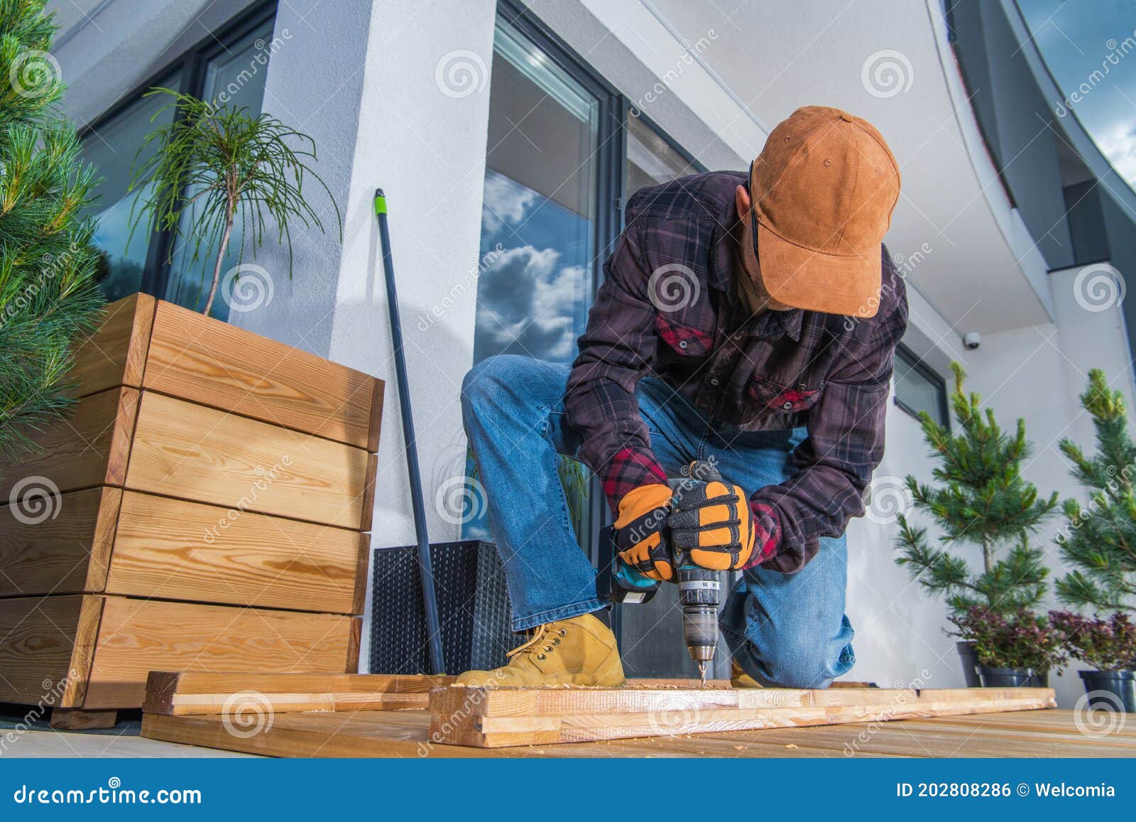 Men and His Backyard Woodwork Project Stock Photo - Image of contractor ...