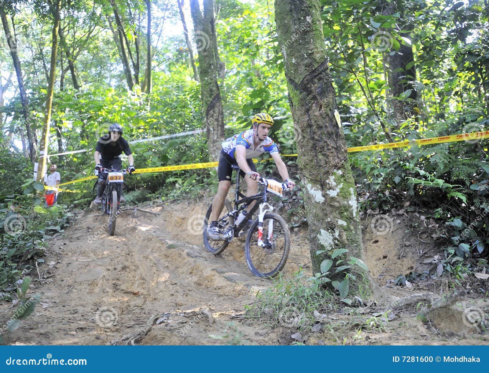 Men Mountain Bike Racer editorial image. Image of downhill - 7281600