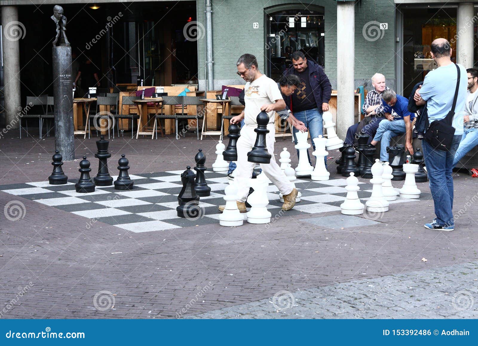 Men Playing Street Chess in Amsterdam Editorial Photo - Image of ...