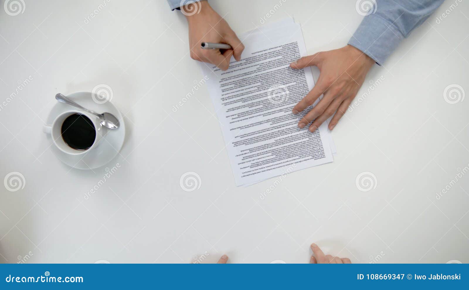 Men`s Hands Signing a Document Stock Image - Image of black, saucer ...