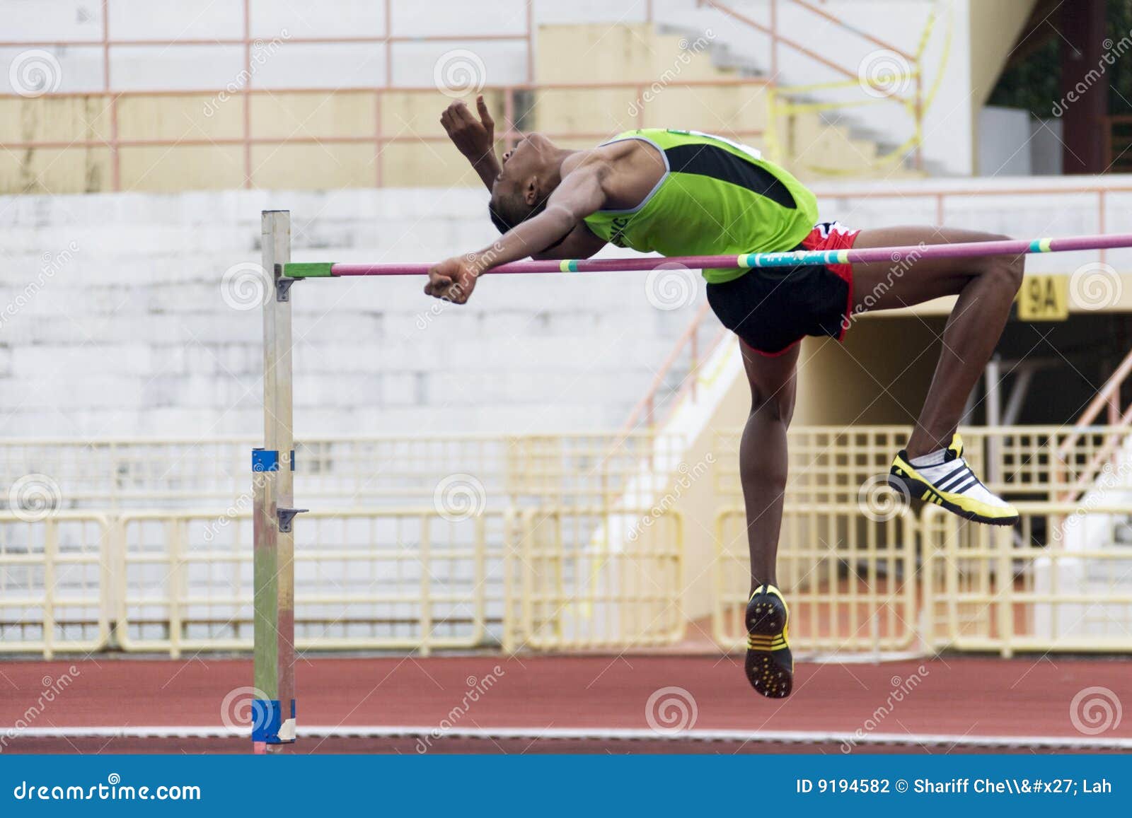 Men s High Jump Action editorial photography. Image of jumper - 9194582