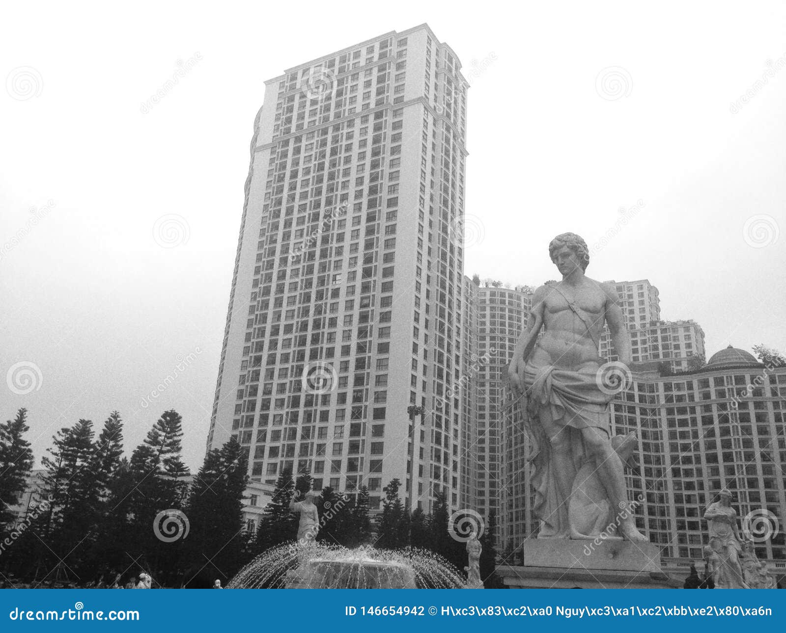 Men statue, building stock photo. Image of construction - 146654942