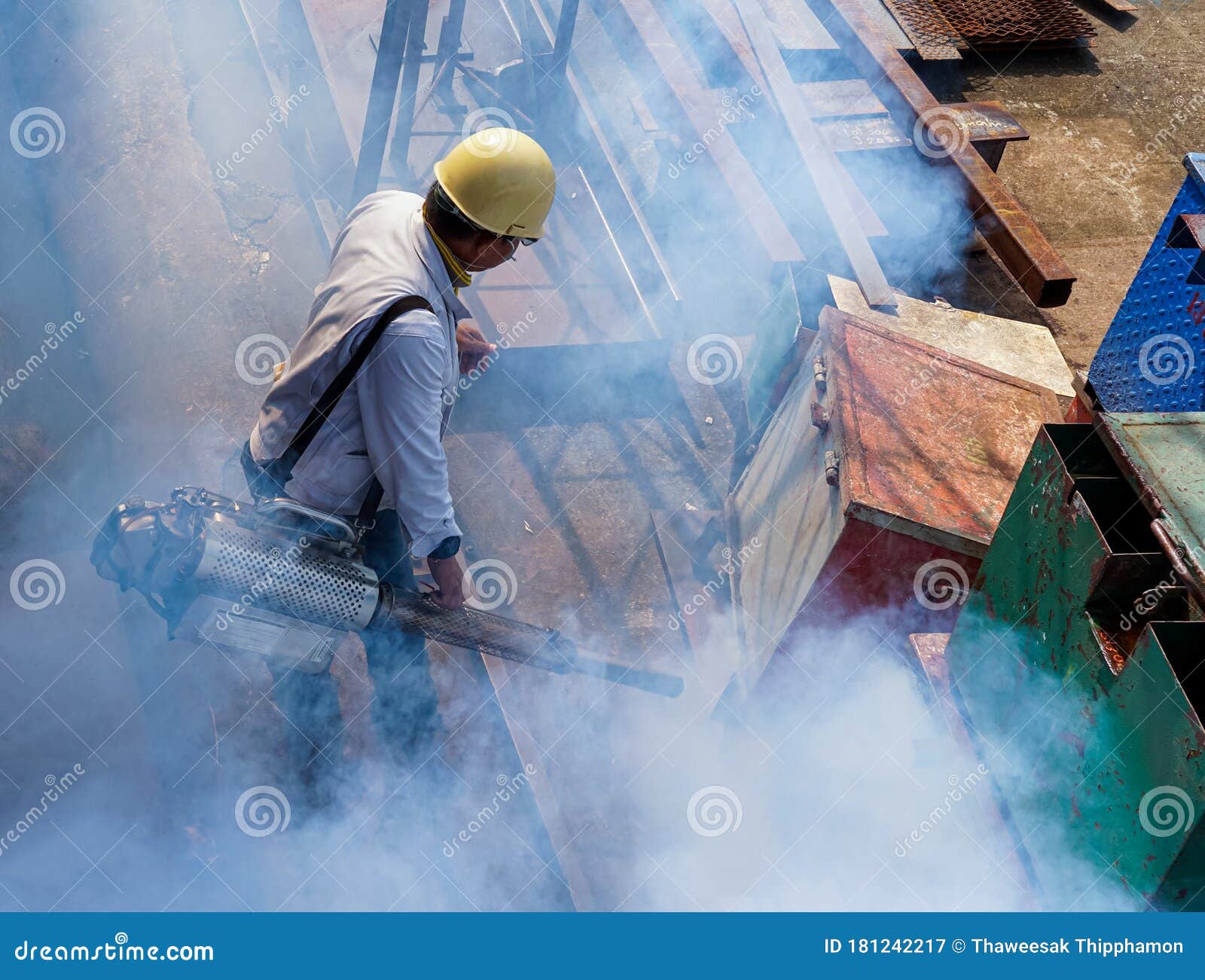 Men are Using Fogging Machine To Get Rid of Mosquitoes and Insects ... Men are Using Fogging Machine To Get Rid of Mosquitoes and Insects ...