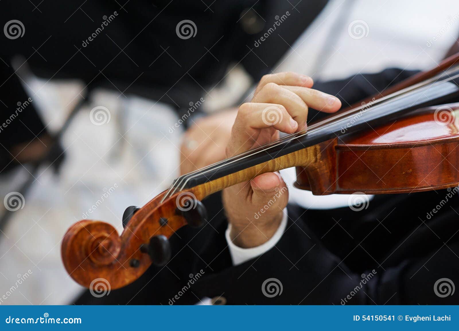 Men Violinist Playing Classical Violin Stock Image - Image of string ...