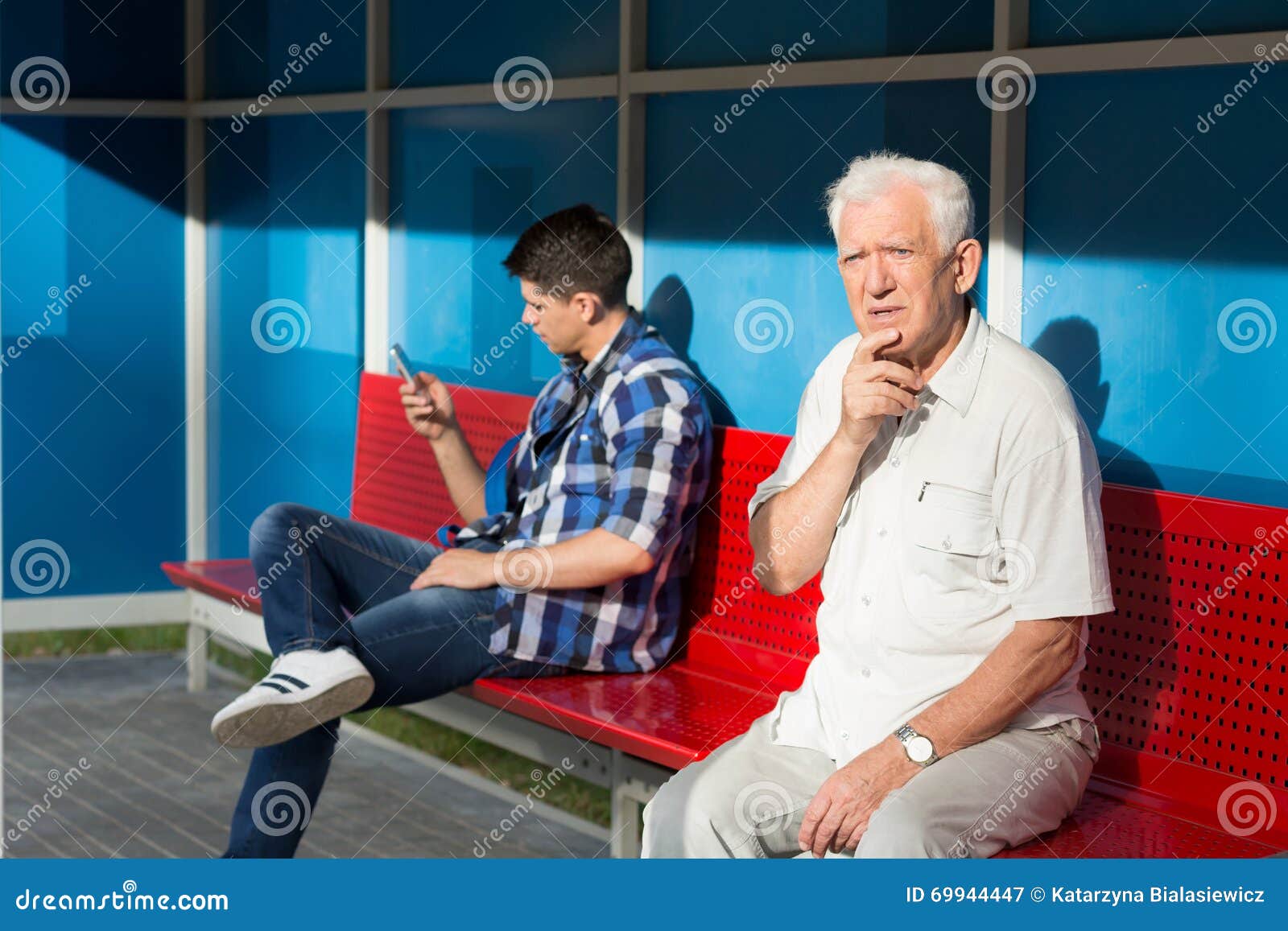 Men waiting for bus stock image. Image of city, wait - 69944447