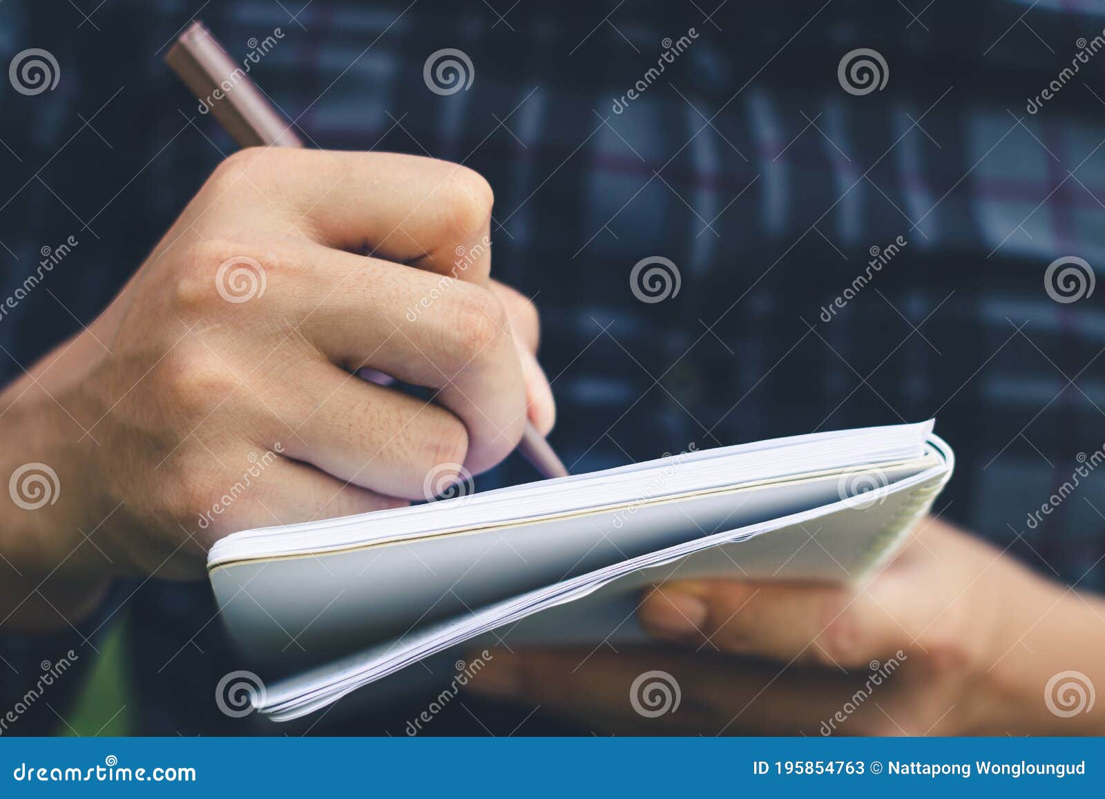 Men Write a Note on the Paper Record Stock Image - Image of nature ...