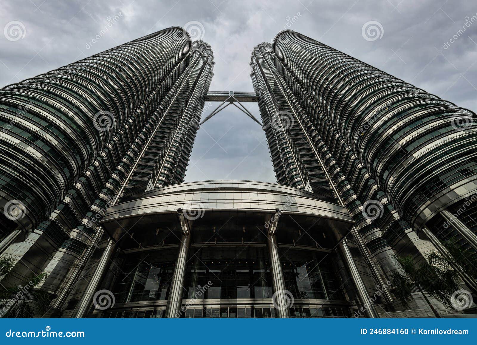 Menara Felda - Platinum Park KLCC Kuala Lumpur Stock Photo ...