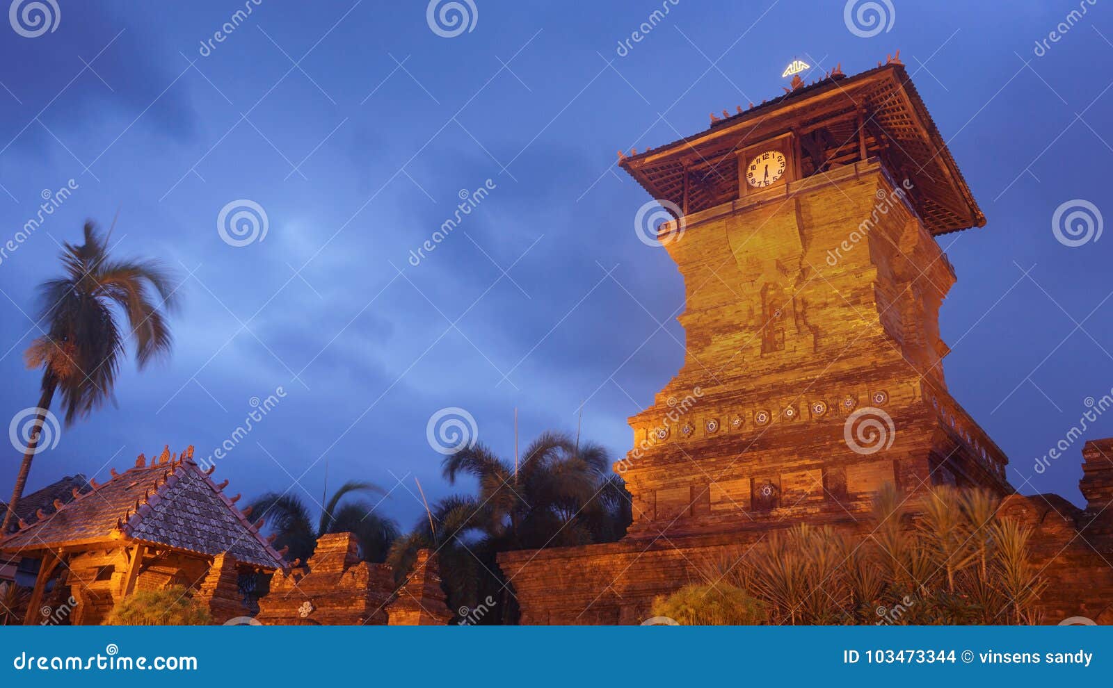 Menara Kudus - Islamic Tower Mosque Stock Photo - Image of teach ...