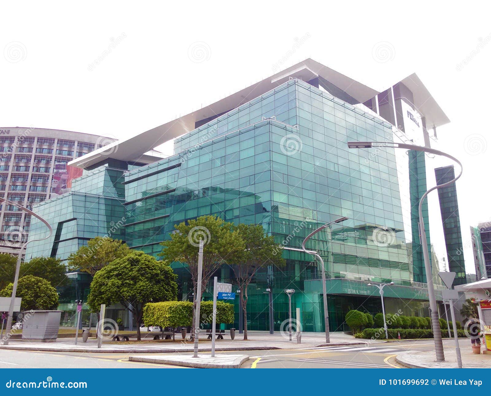 Menara Prisma, Putrajaya editorial photography. Image of putrajaya ...