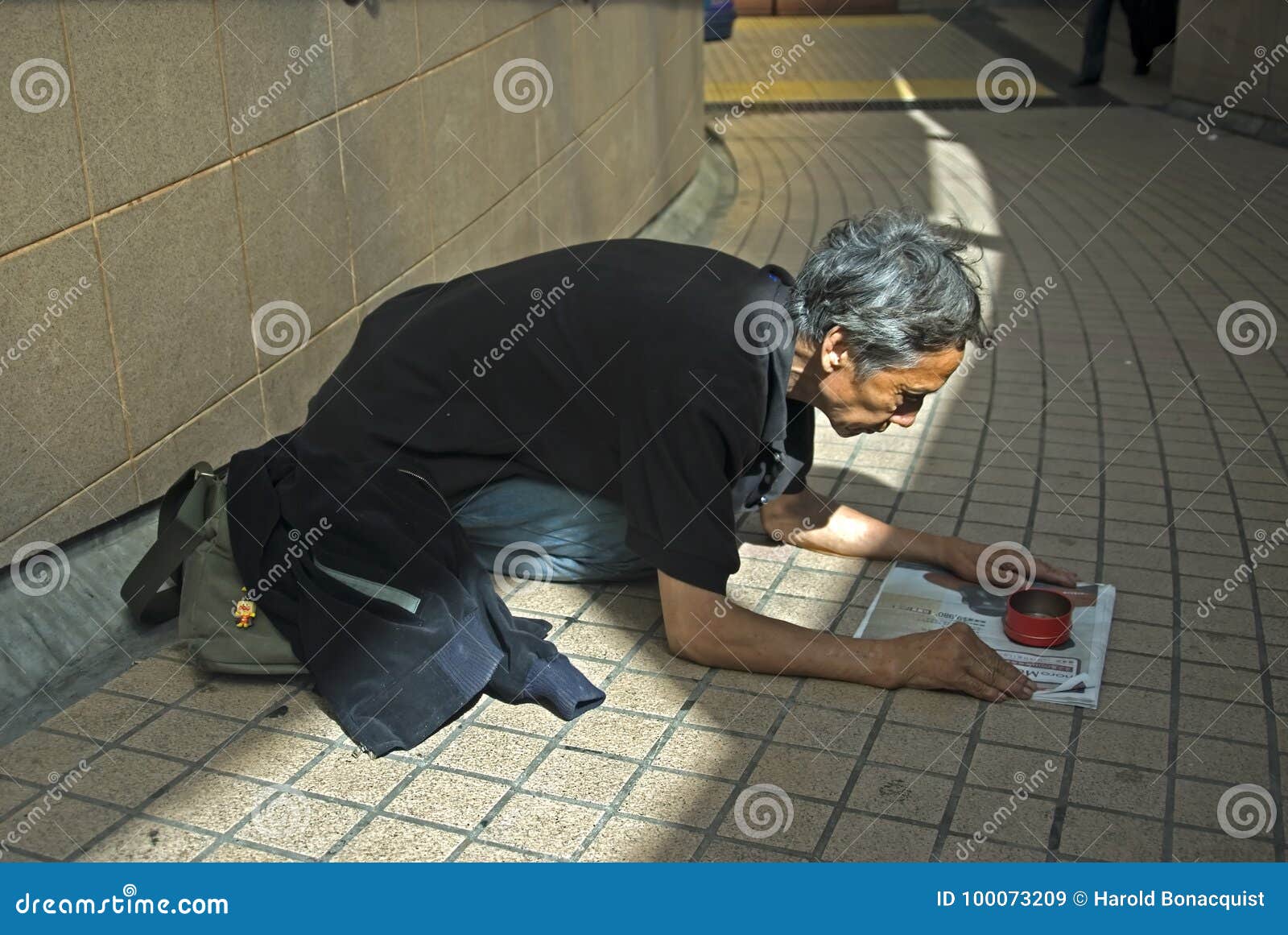 Mendigo, Kowloon, Hong Kong Imagen de archivo editorial - Imagen de ...