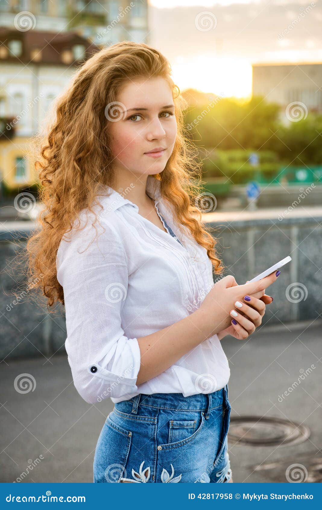 Fotos do modelo pelo ID da imagem 42817958 por Mykyta Starychenko ...