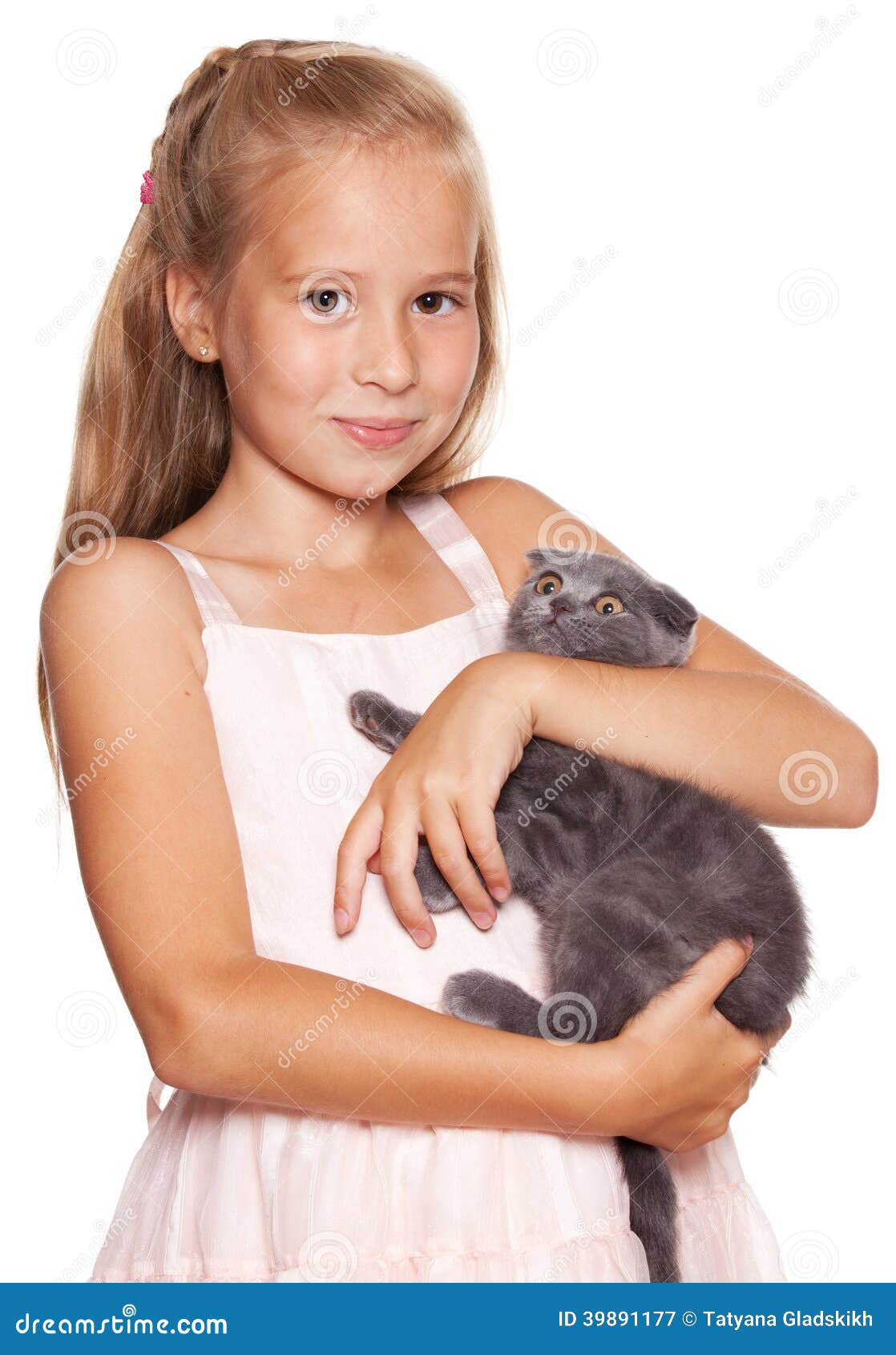 Menina com gato imagem de stock. Imagem de branco, animal - 39891177