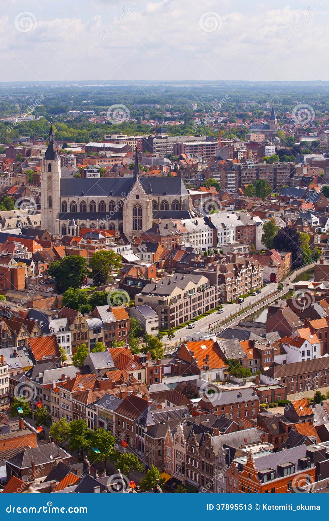 Mening Van De Stad Van Malines (Mechelen) Stock Afbeelding - Image of ...