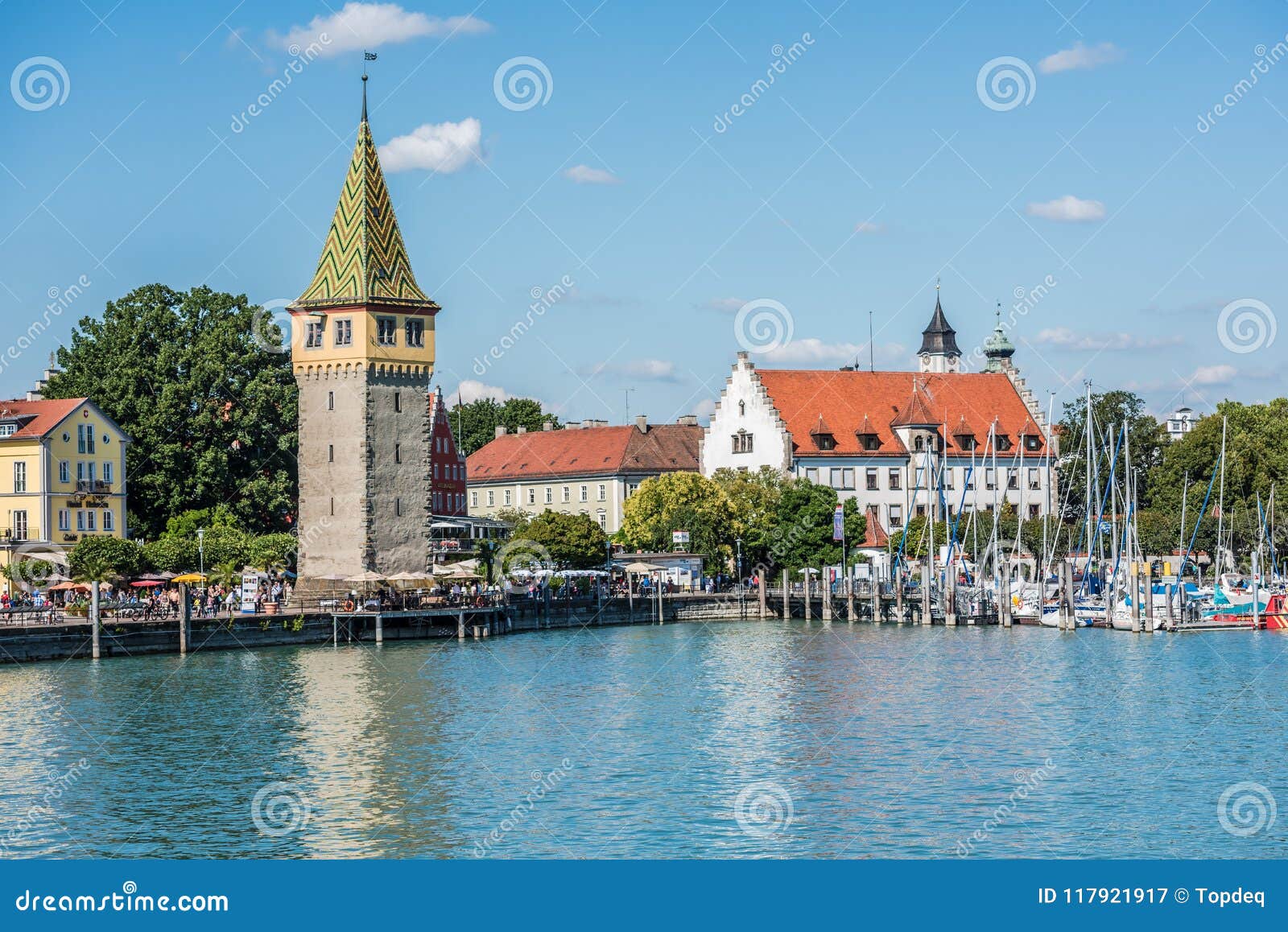 Mening Van Lindau-stad, Bodensee, Duitsland Redactionele Fotografie ...